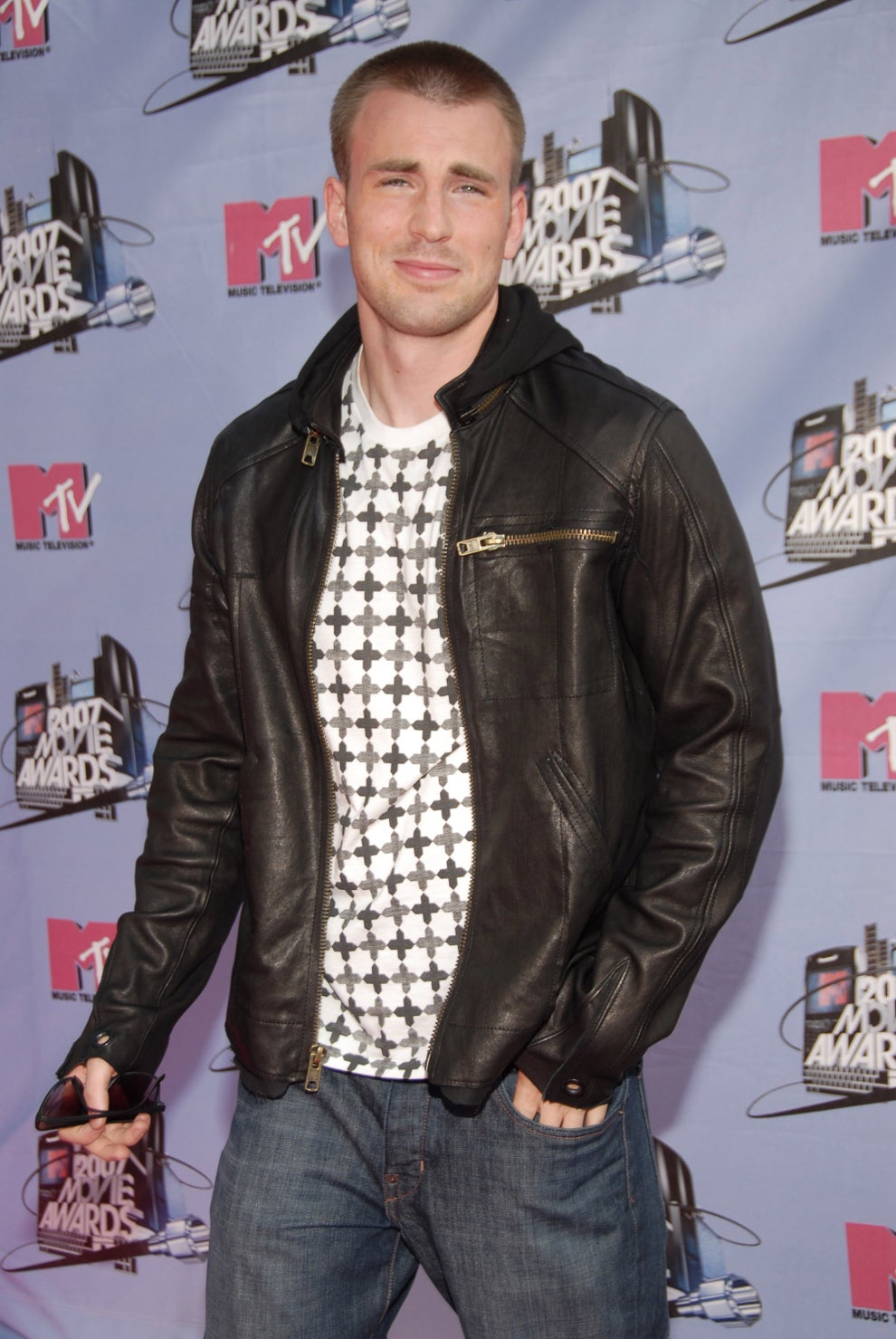 17 Of Chris Evans' Best Red Carpet Fits Over The Years