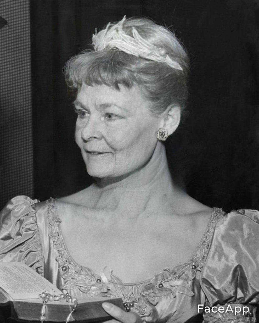 26 Celebrity Age Transformations With AI Technology, Then Vs. Now