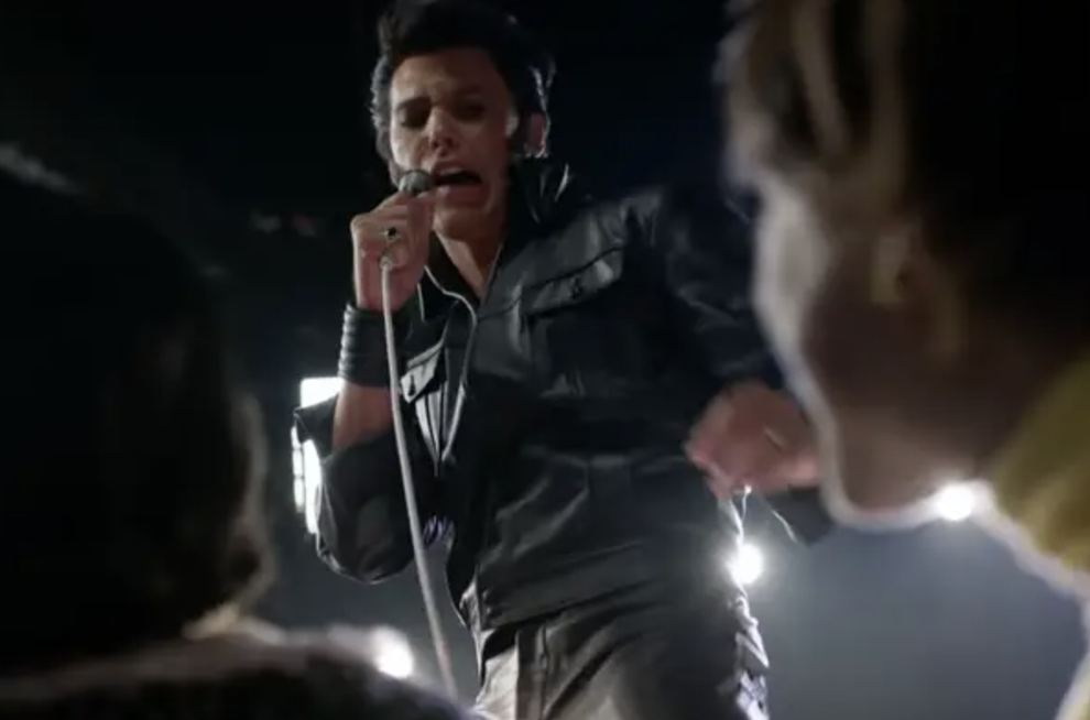 Austin Butler In Tears After Being Heckled By Baz Luhrmann For Elvis