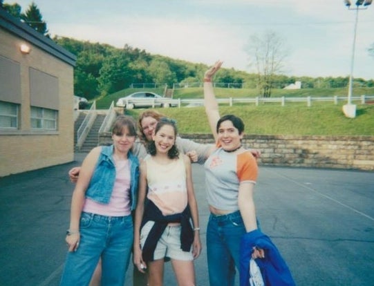 25 Hilariously Cringey Back-To-School Outfits