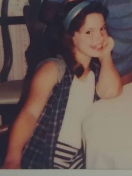 25 Hilariously Cringey Back-To-School Outfits