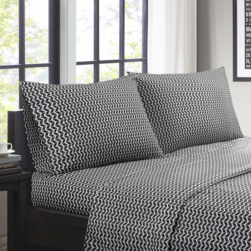 15 Best Bed Sheets From Walmart That Reviewers Love