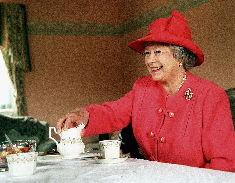 I Tried Queen Elizabeth II's Favorite Cake Recipe
