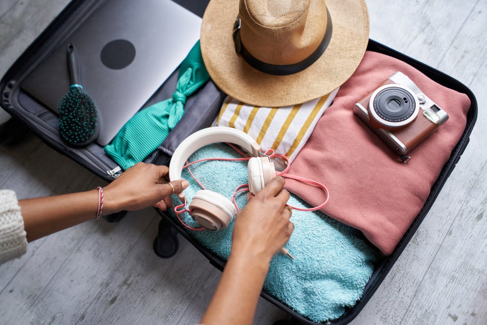 Travel "Tips" That Travelers Say They Ignore