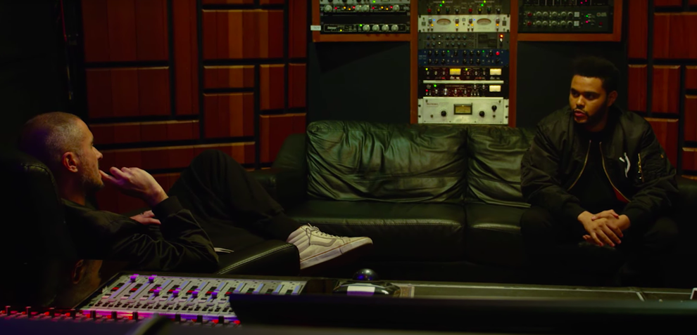 14 Celebrities Who Hate Doing Press And Interviews