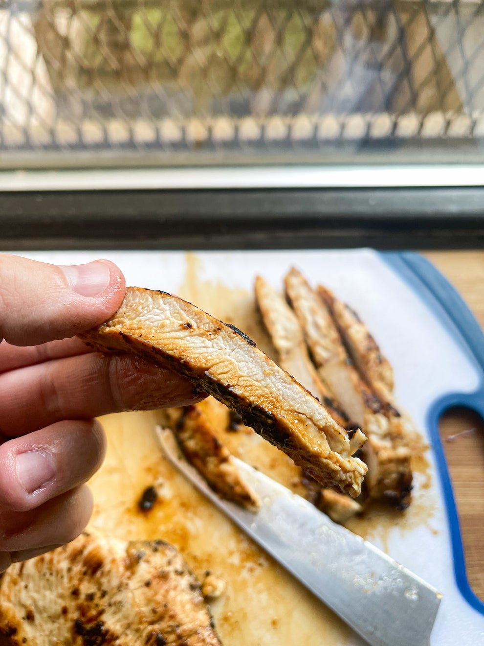 TikTok's Viral Kiwi Marinated Chicken Is A Must Try