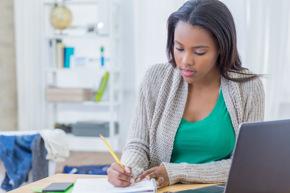 27 Biggest Mistakes People Made As Teens