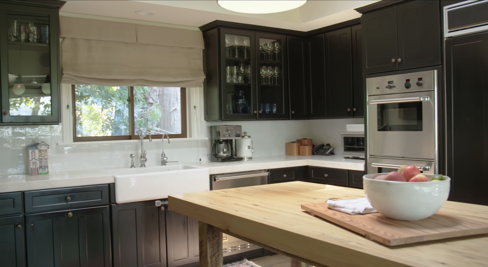 28 Dreamy Celebrity Kitchens