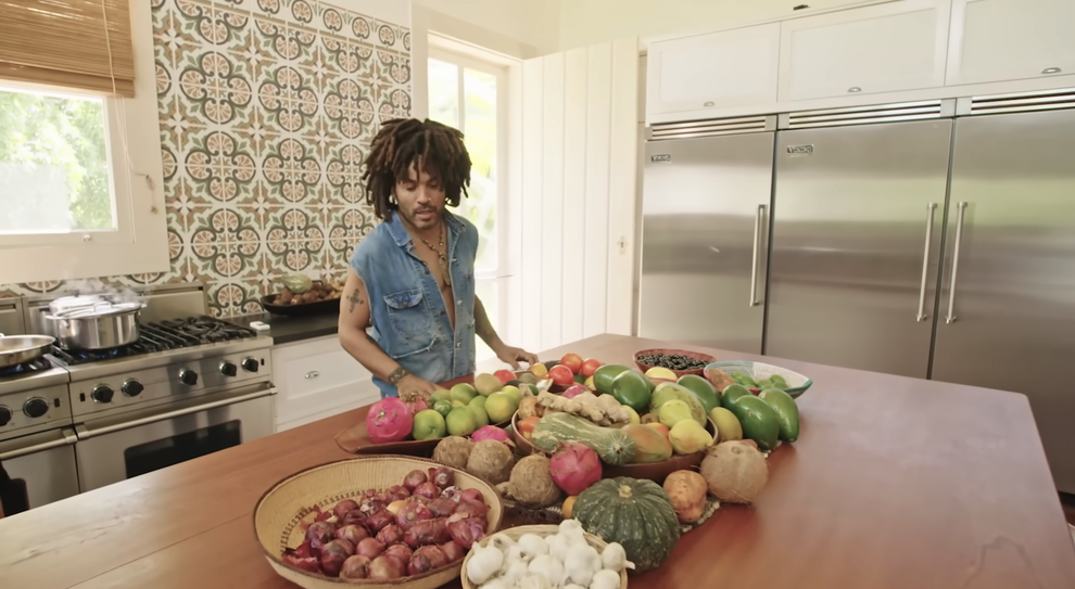 28 Dreamy Celebrity Kitchens