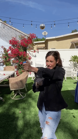 How To Use Pepper Spray According to an Expert