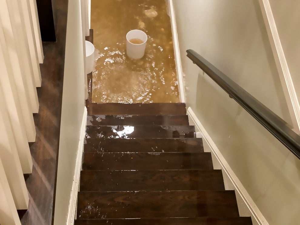 18 Unexpected And Frustrating Problems With Homeownership