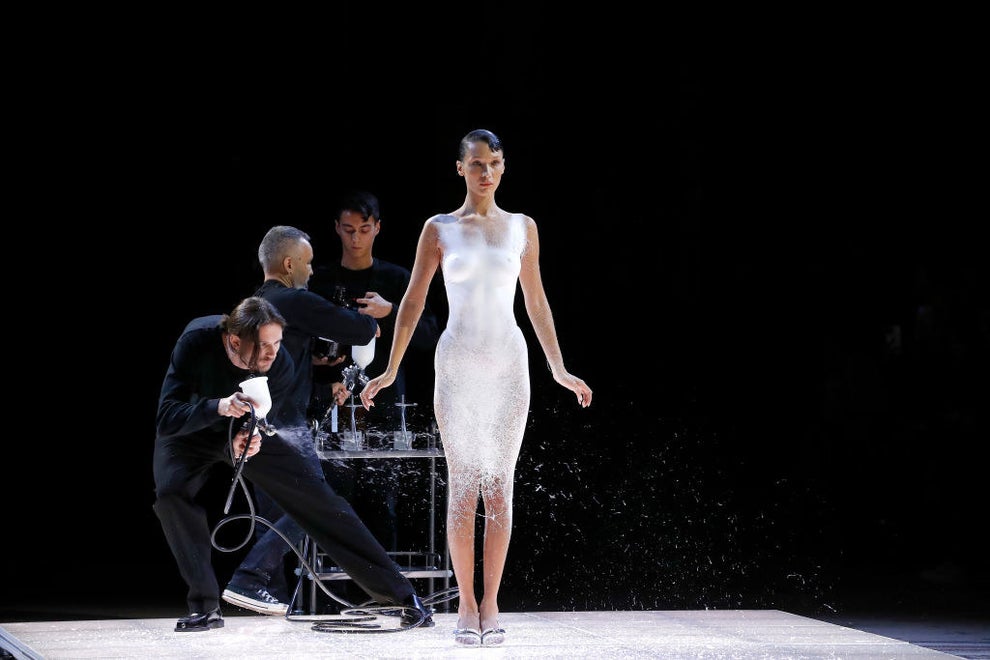 15 Wild Runway Fashion Moments