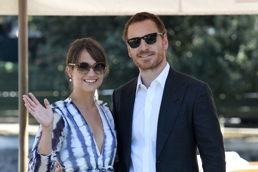 39 Current Celebrity Couples Who You Probably Had No Idea About