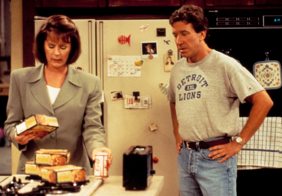 '90s And 2000s Sitcom TV Tropes That Aged Poorly