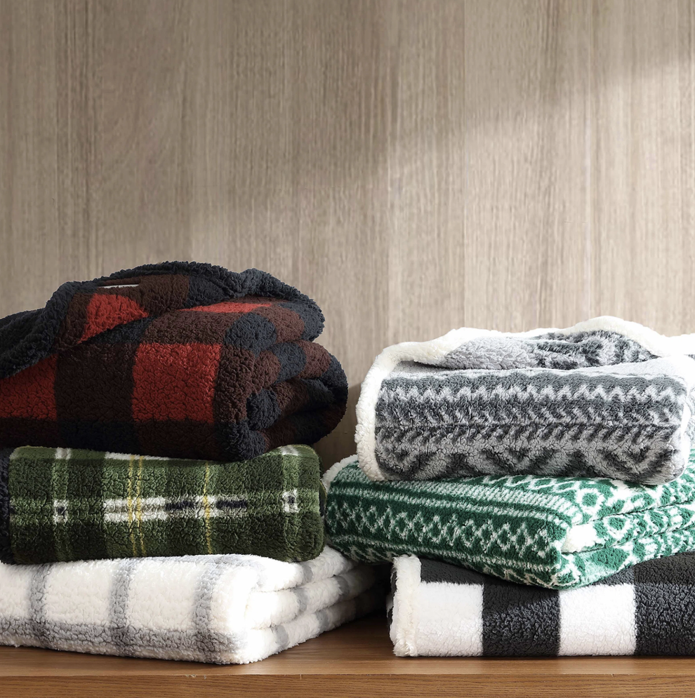 30 Home Holiday Decor Pieces From Wayfair