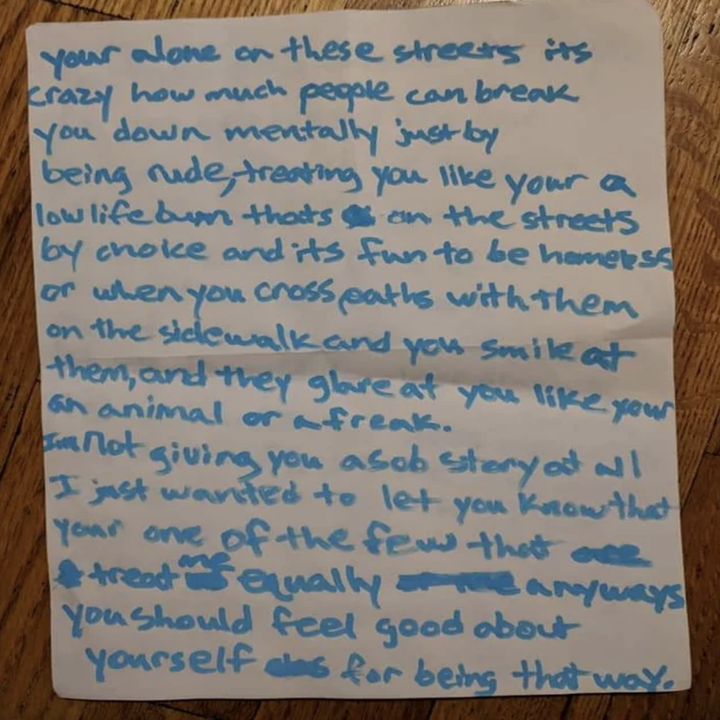 26 Heartwarming Notes People Left For Others
