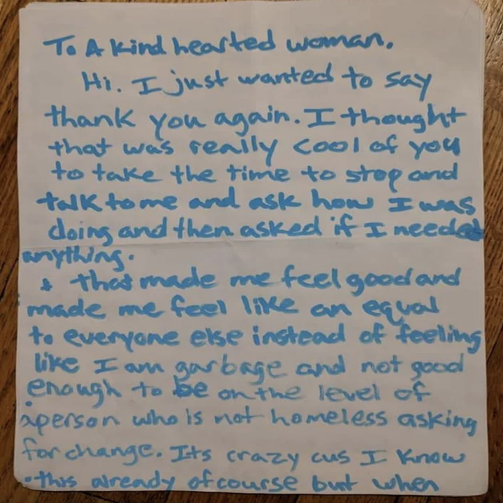 26 Heartwarming Notes People Left For Others