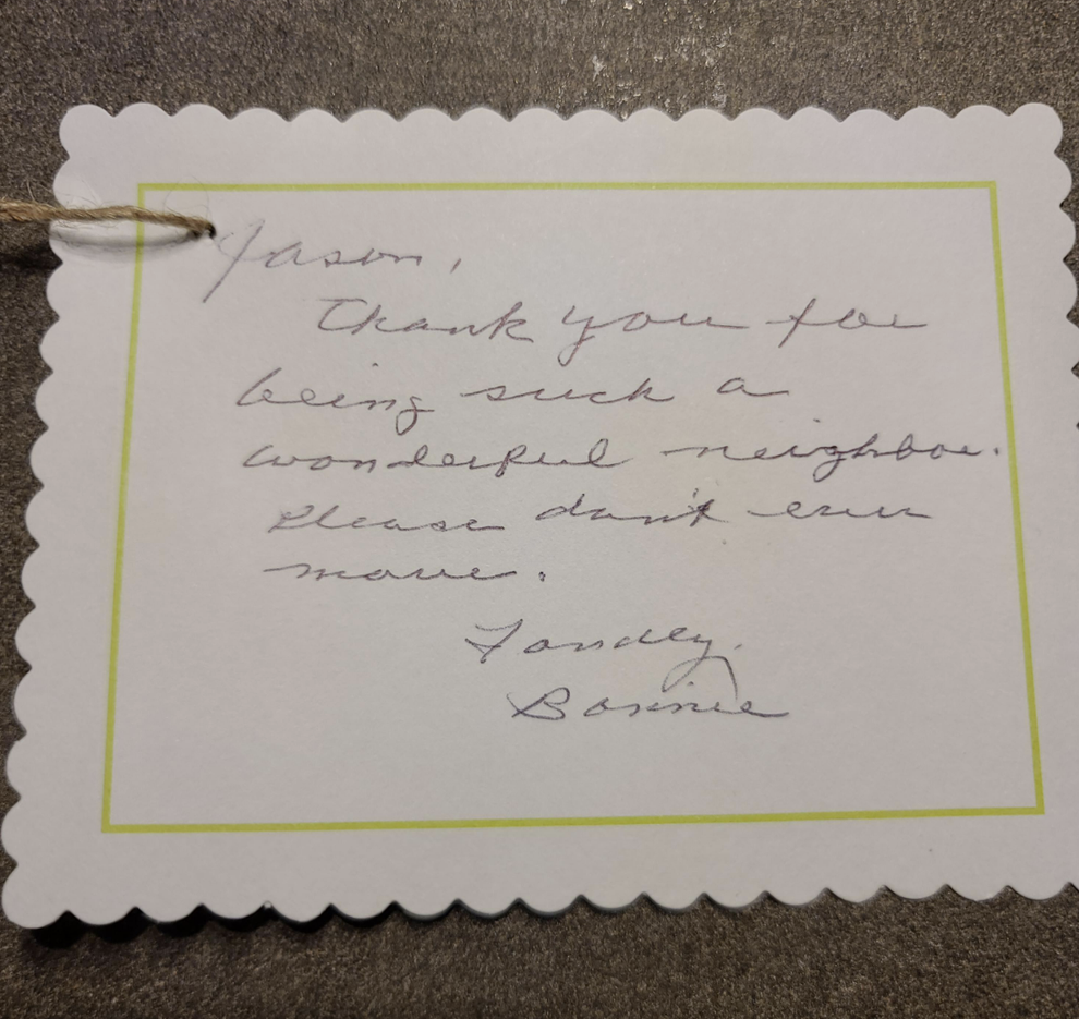 26 Heartwarming Notes People Left For Others