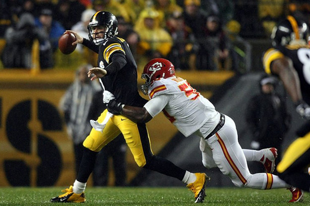 Ben Roethlisberger's Rare Rib Injury to Keep Him Out 2-3 Weeks | Complex