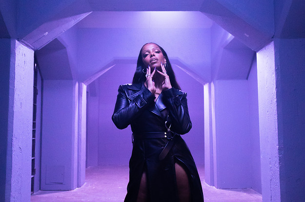 Toronto R&B Singer Amaal Returns With Sultry Track “Honey” | Complex