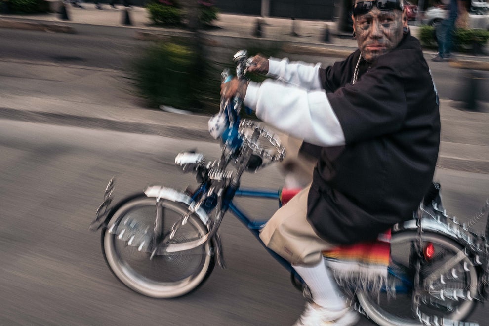 Why These Mexican Bike Enthusiasts Are Fighting Local Gang Culture