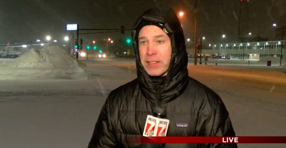 A Sports Reporter Covering The Weather Is Going Viral