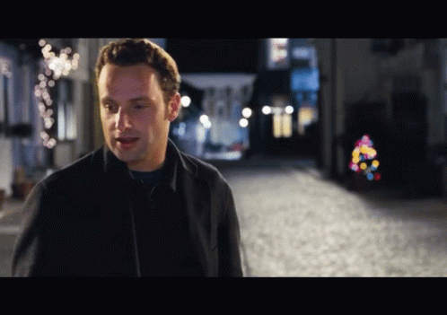 In Defense Of Mark, The Cue Card Guy From “Love Actually"