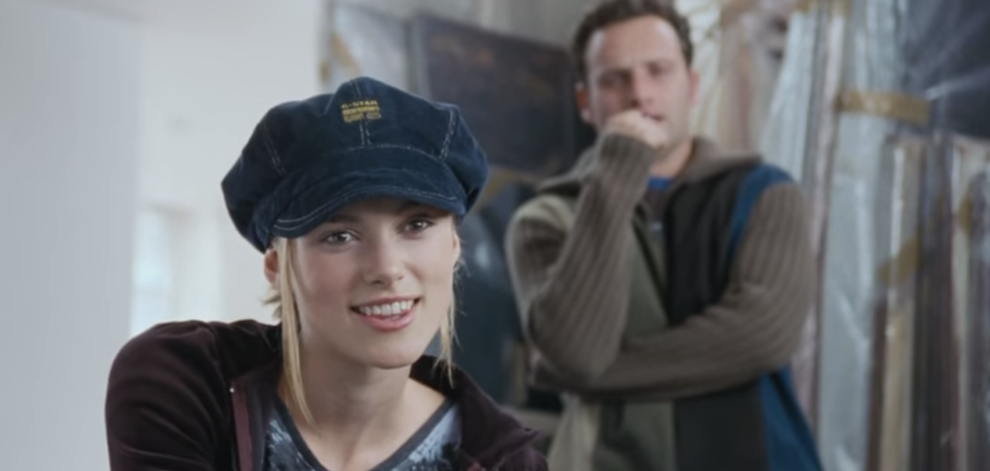 In Defense Of Mark, The Cue Card Guy From “Love Actually"