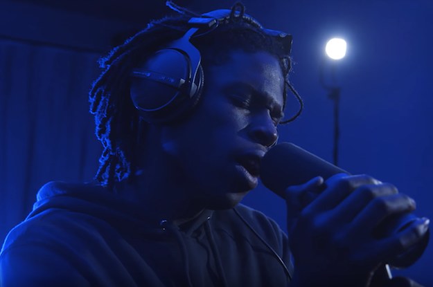 Watch Daniel Caesar's Scintillating BBC Radio 1Xtra Studio Set | Complex