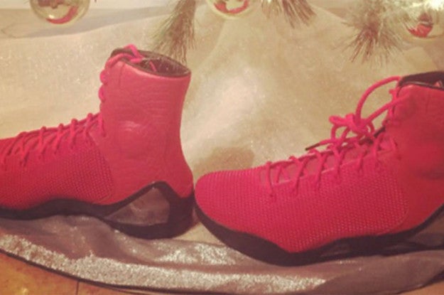 These New Nike Kobe 9s Look a Lot Like the "Red October" Yeezys | Complex