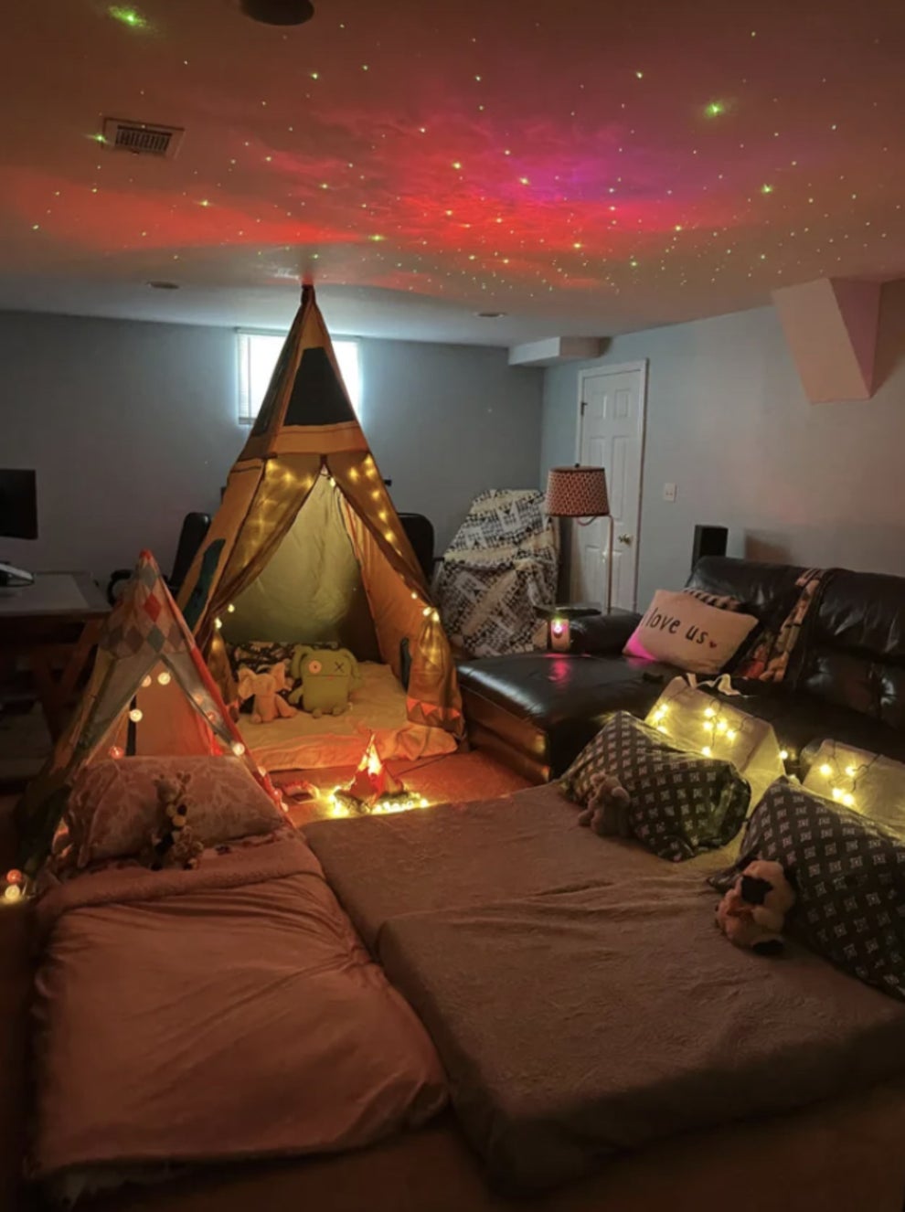 21 Cozy Spaces People Decorated Themselves