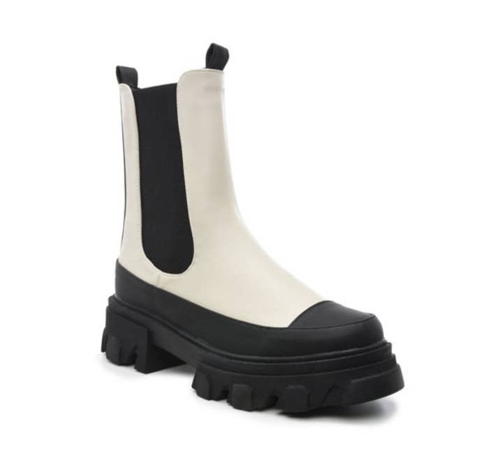 30 Stylish Shoes From Walmart That’ll Make Any Outfit You Own Look Good