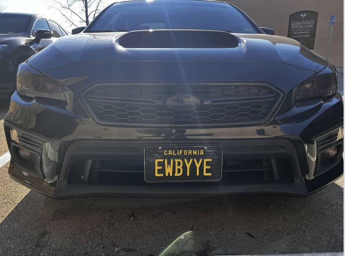 62 Funny License Plates That Are Actually Really Clever