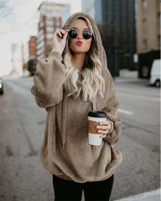 18 Cozy Clothes And Accessories To Keep Warm This Winter