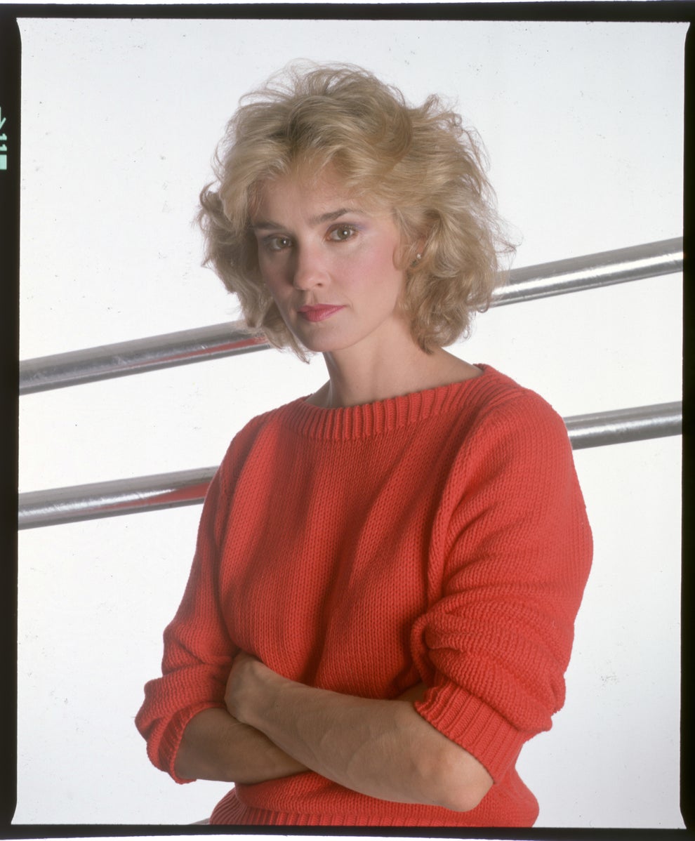 This Is What 33 Years Old Looks Like On 75 Different Celebrities