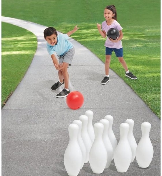 30 Fun Outdoor Toys From Walmart For Kids To Use This Winter