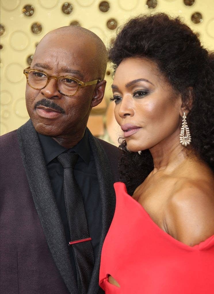 Angela Courtney's Instagram, Twitter & Facebook on IDCrawl