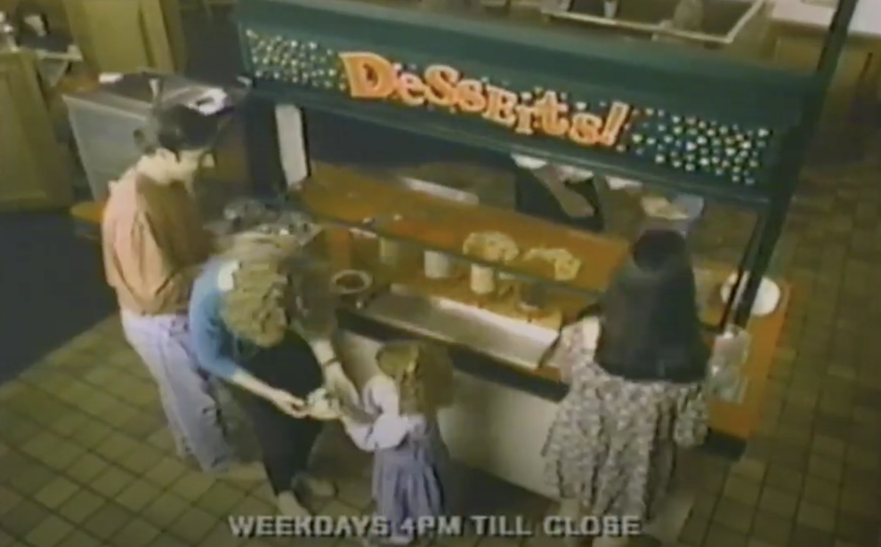 21 Nostalgic Pizza Hut Things From The '90s And '00s