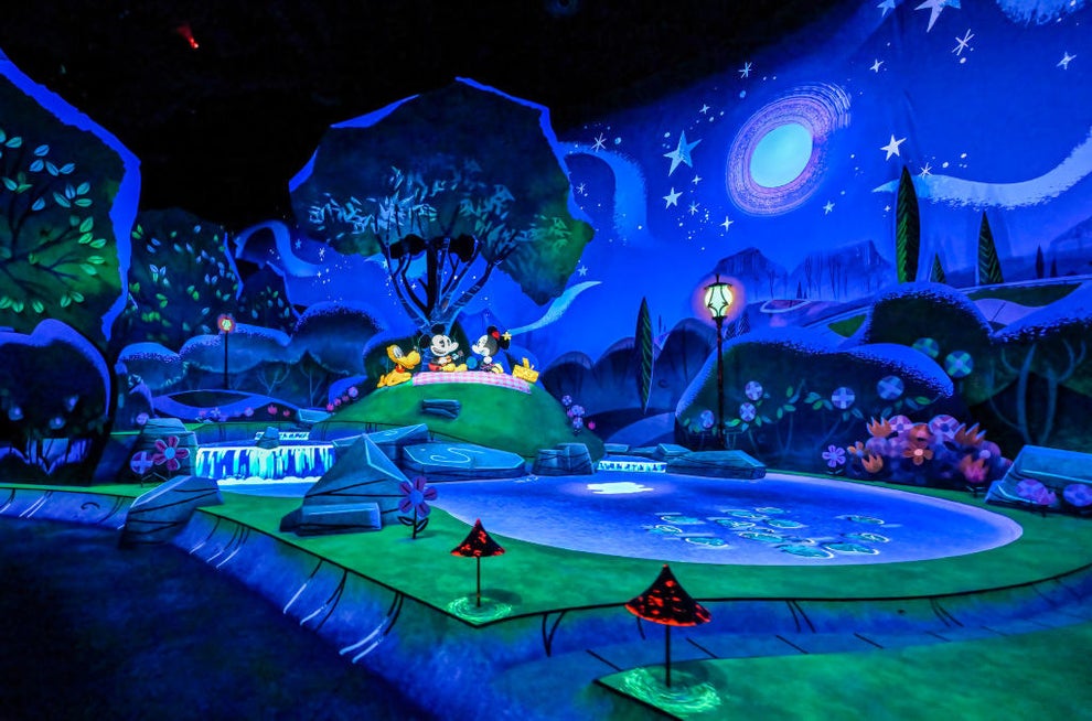 Mickey And Minnie's Runaway Rail Train At Disneyland What You Need To Know