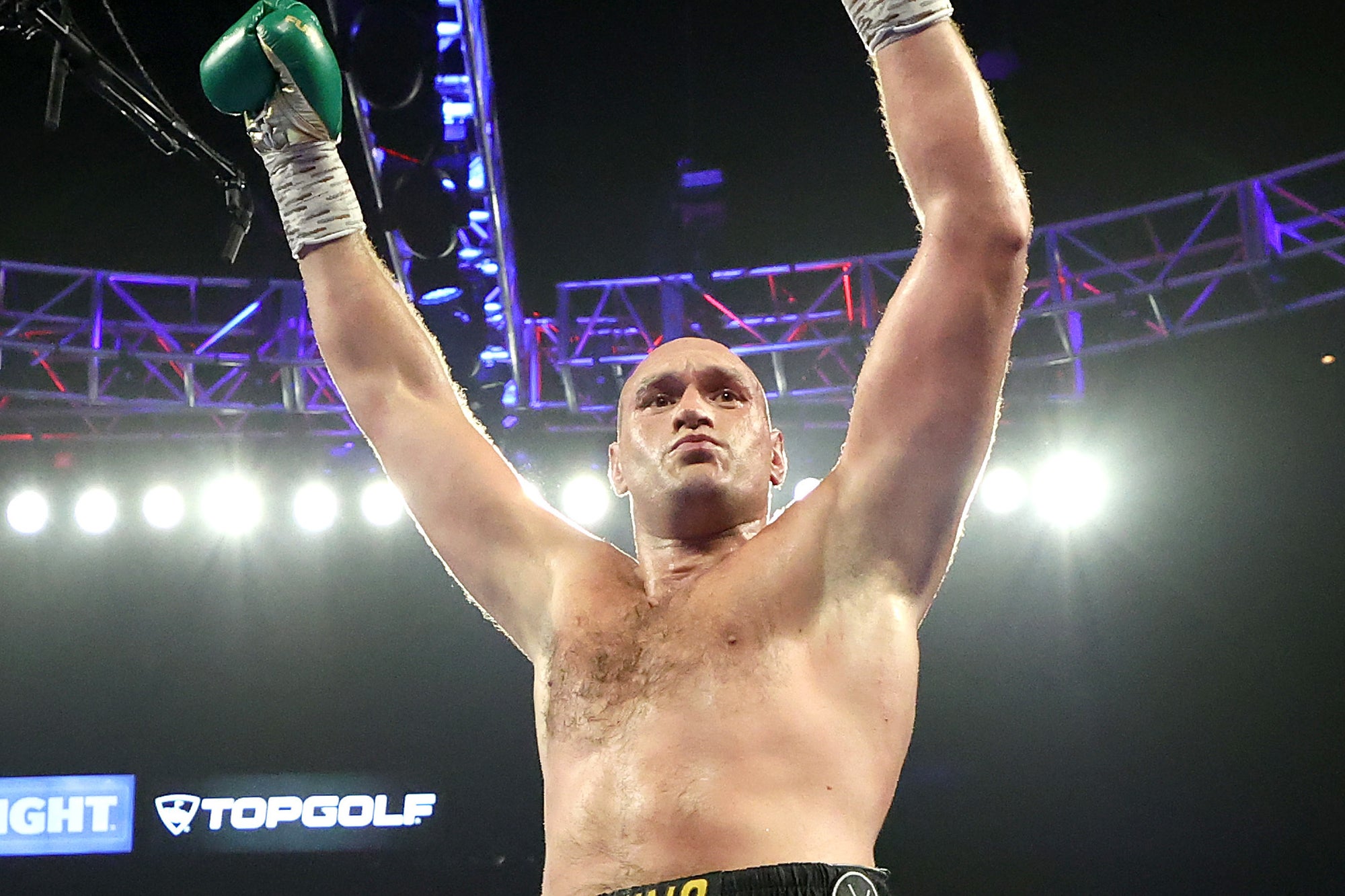 Tyson Fury Destroys Deontay Wilder to Become the new WBC Heavyweight ...