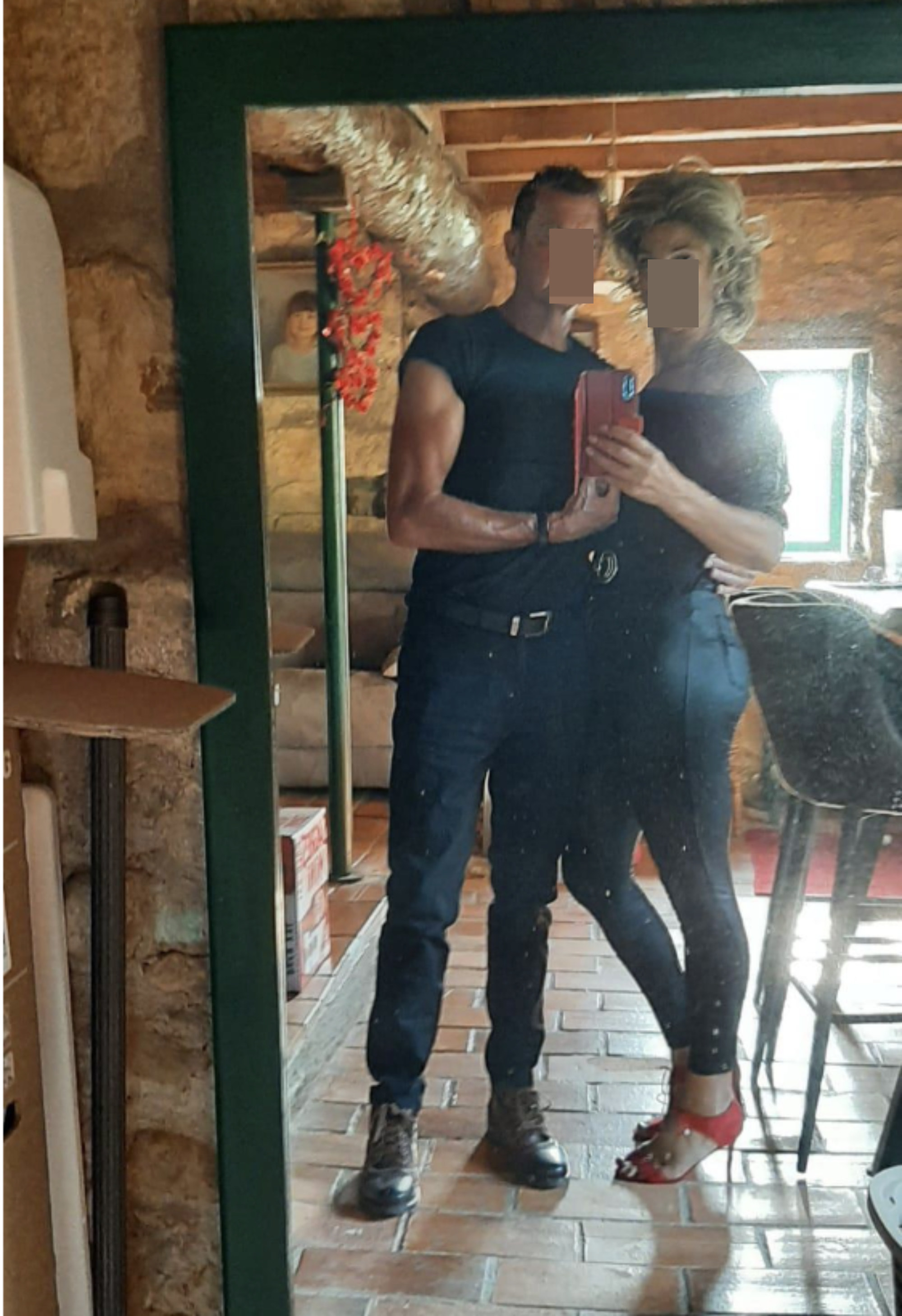 31 Hilariously Weird Parents