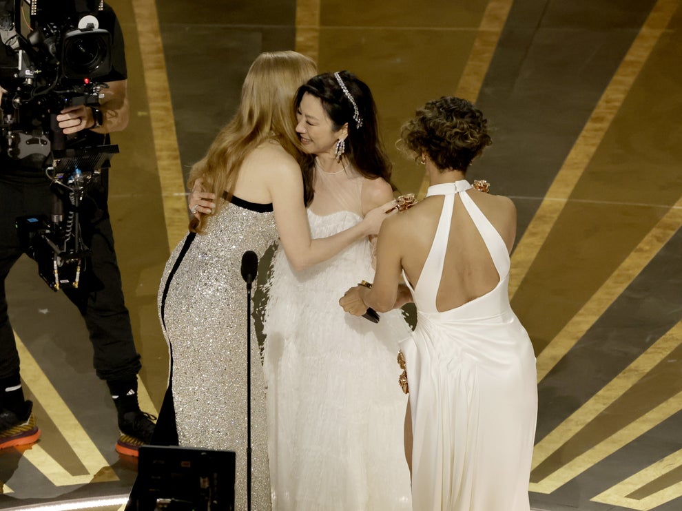 Michelle Yeoh Became The Oscars' First Asian Best Actress Winner