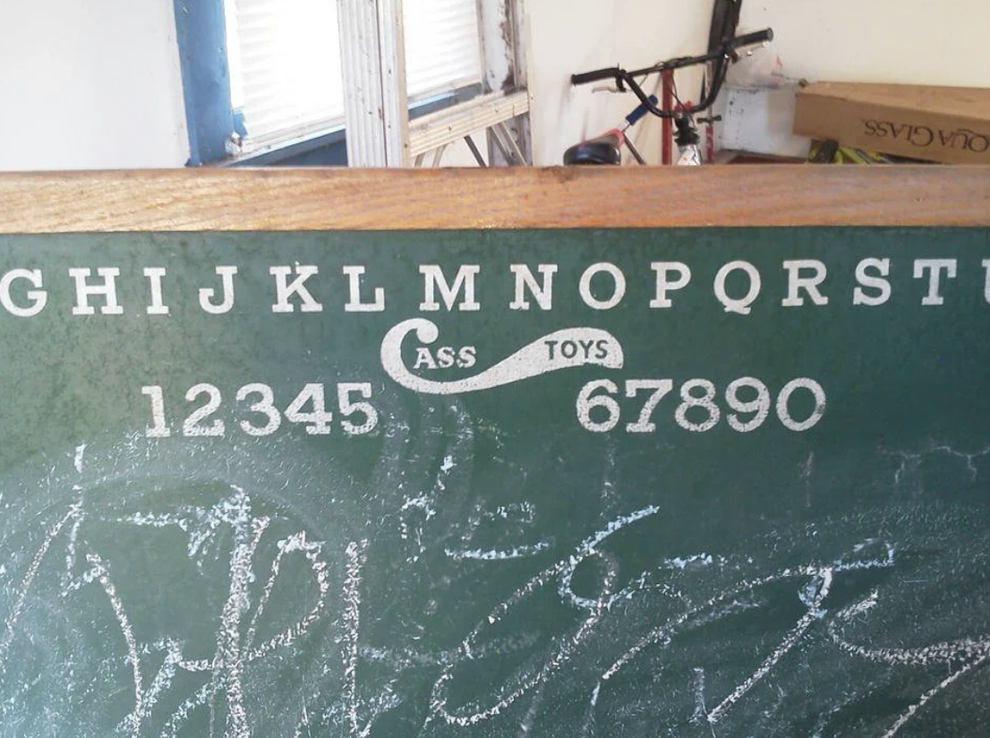 18 Inappropriate Logos