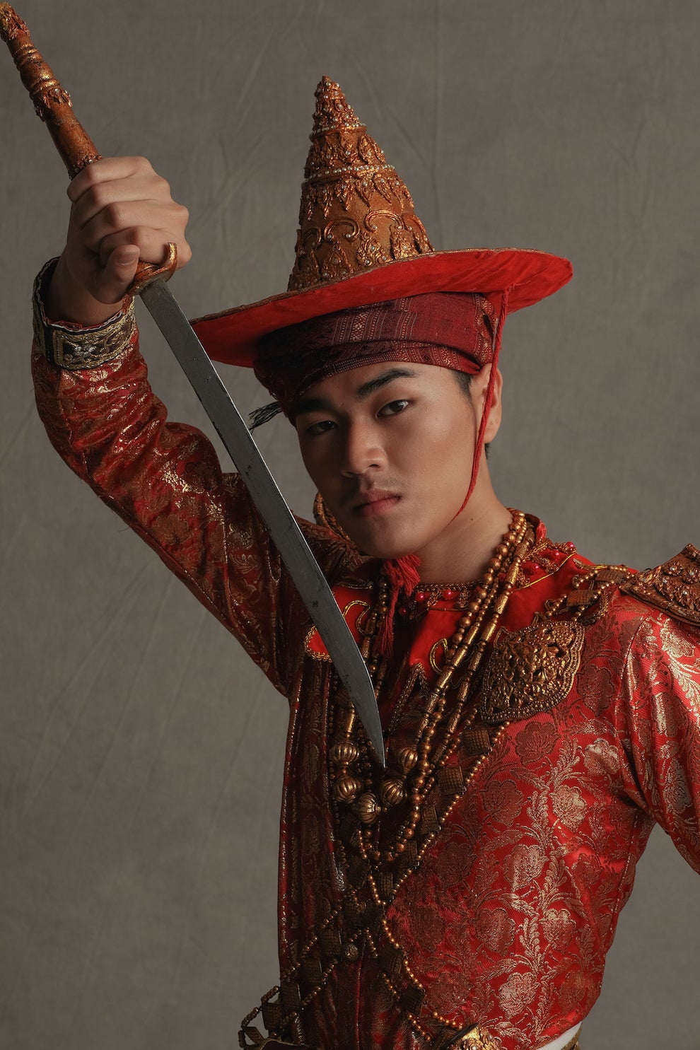 39 Men From 39 Countries In Their National Costumes