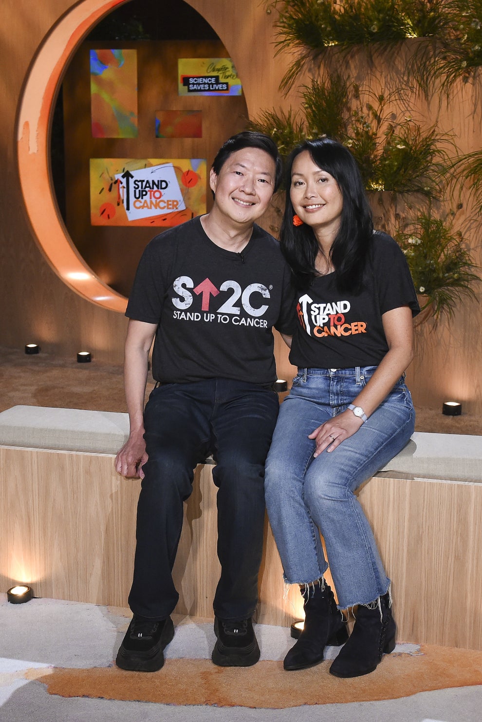 35 Celebrities Married To Normal People With Normal Jobs