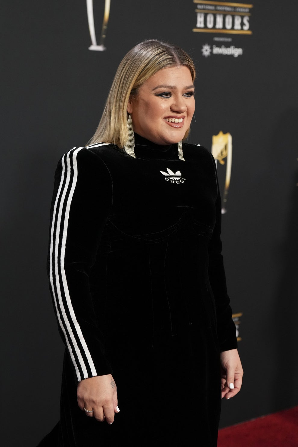 Kelly Clarkson Shades Ex-Husband Brandon Blackstock And His Dad