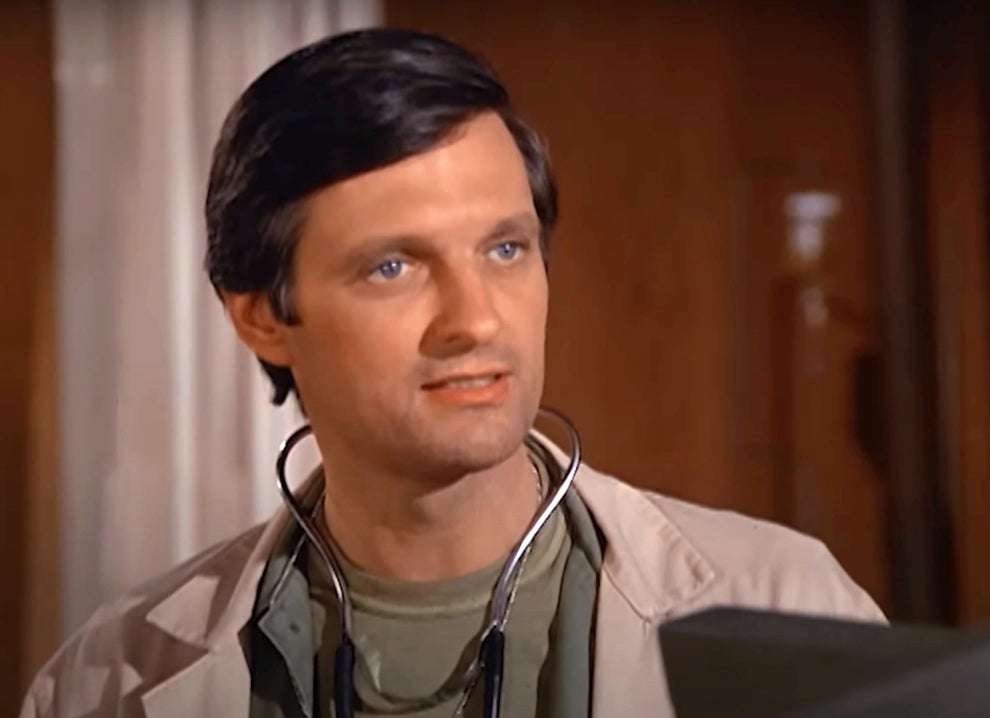 19 TV Side Characters Who Stole The Spotlight