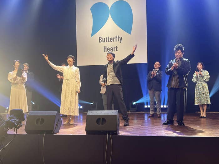 「一人じゃない。いつも見ているよ」依存症回復者の俳優や元NHKアナらが支援者と理解を呼びかけ。啓発イベントで