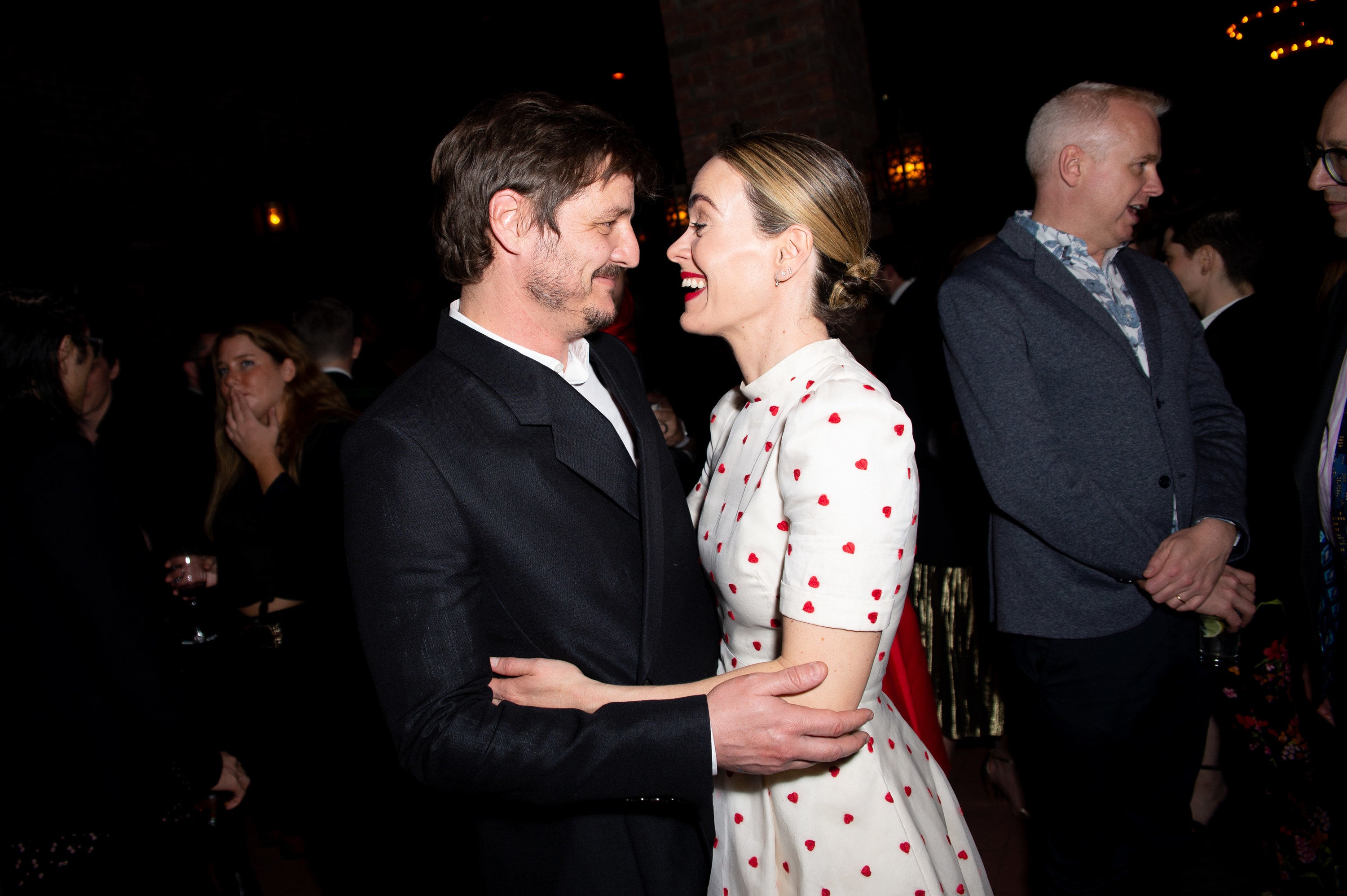 Sarah Paulson Reveals Giving Money to Friend Pedro Pascal at 19
