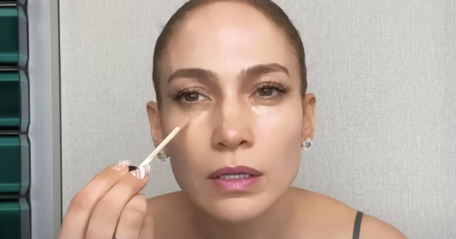 I Tried Jennifer Lopez's Contour & Makeup Routine